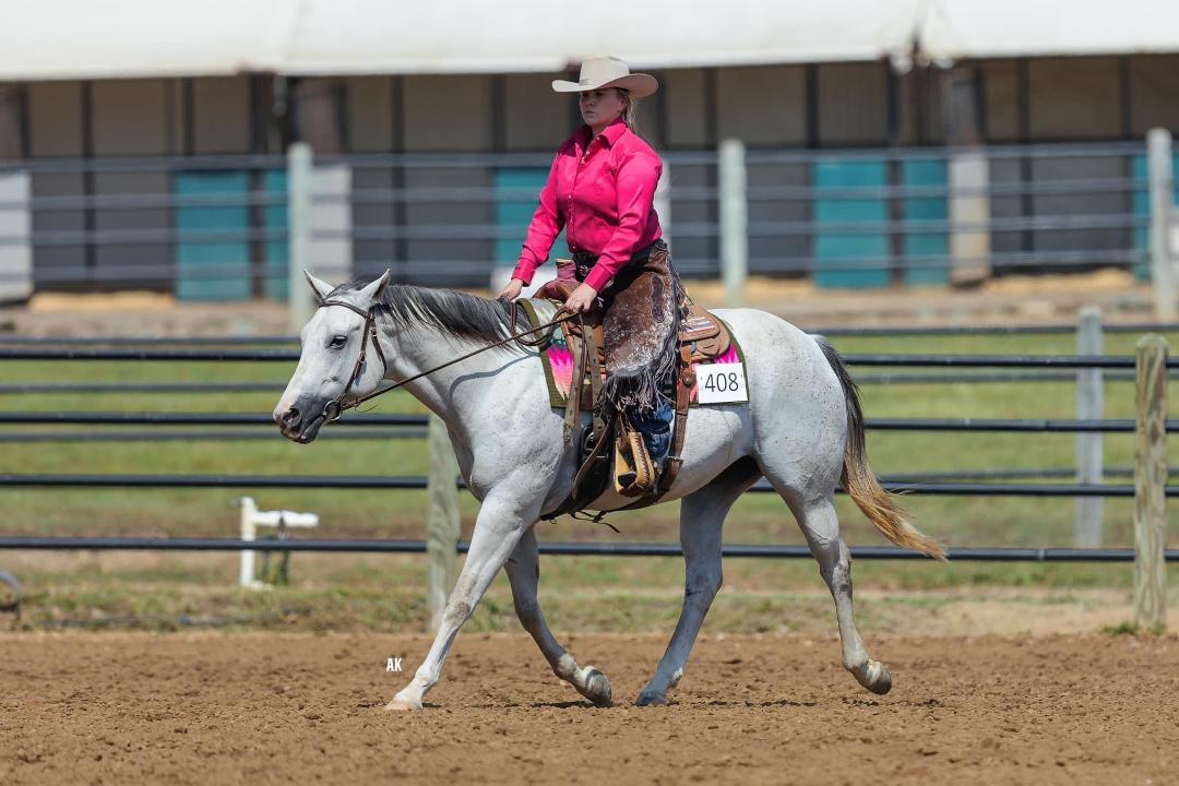 Legends Ranch Show Pads